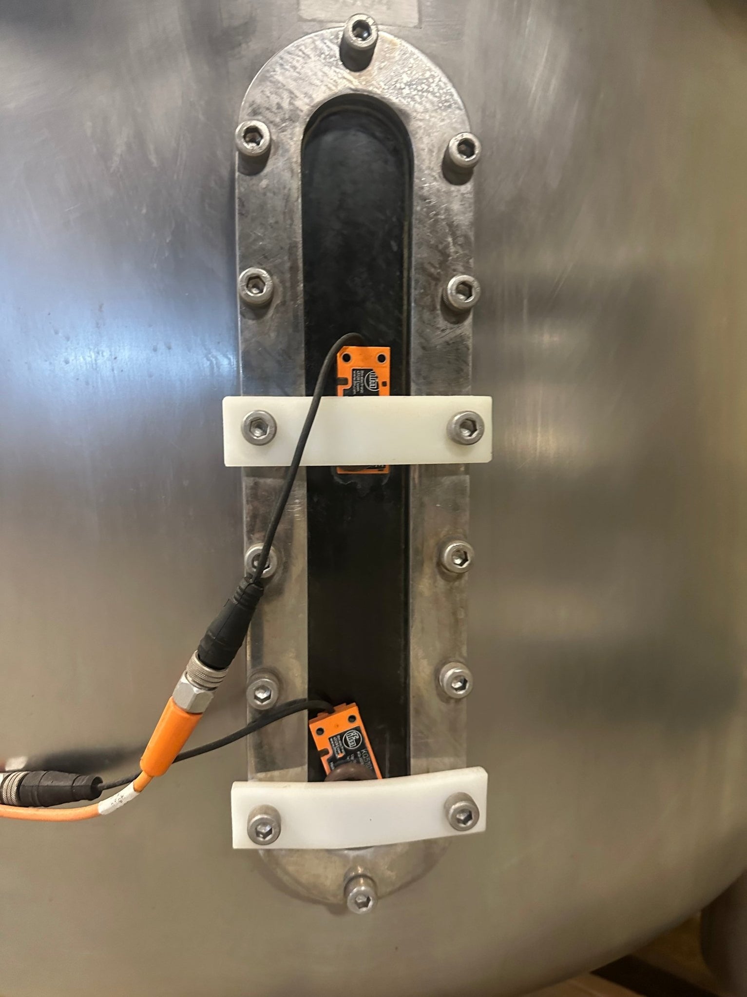 "ALL S.S PRESSURE TANK WITH VALVES AND PRESSURE GUIDE — Second Life ...