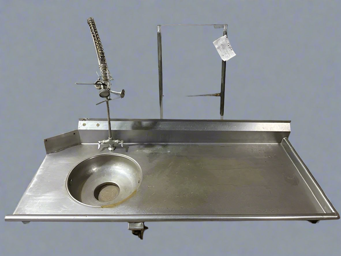 LEFT SIDE DISHWASHER LOAD AND RIGHT SIDE CLEAN/DIRTY TABLES WITH SINK ...