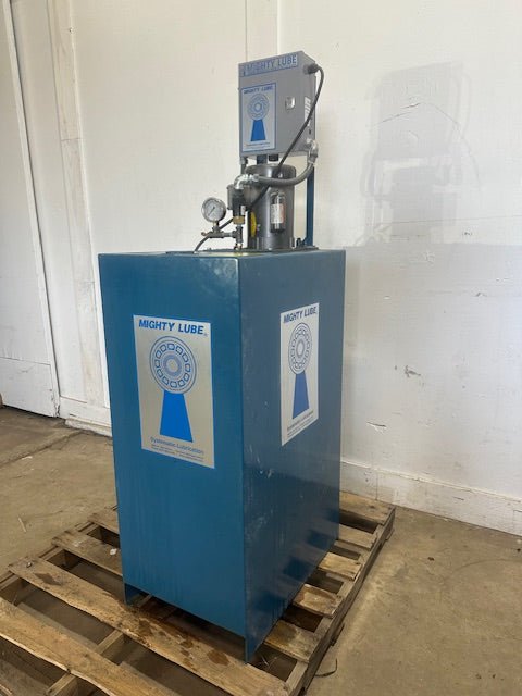 MIGHTY LUBE MODEL 7165F SYSTEMATIC LUBRICATION MACHINE WITH LUBECON CO ...