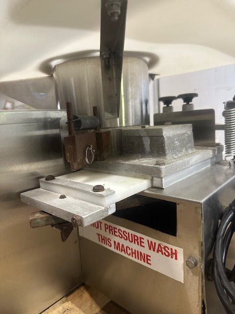 PATTY-O-MATIC 230A COMMERCIAL HEAVY DUTY AUTOMATIC PATTY MOLDING MACHI ...