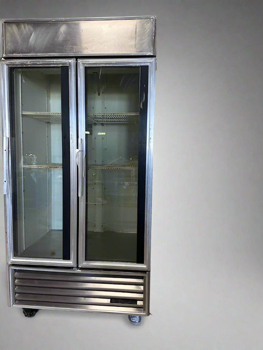 "TRUE GDM- 35" H.D COMMERCIAL 2 GLASS DOOR RIGHT SIZE HINGED COOLER ...